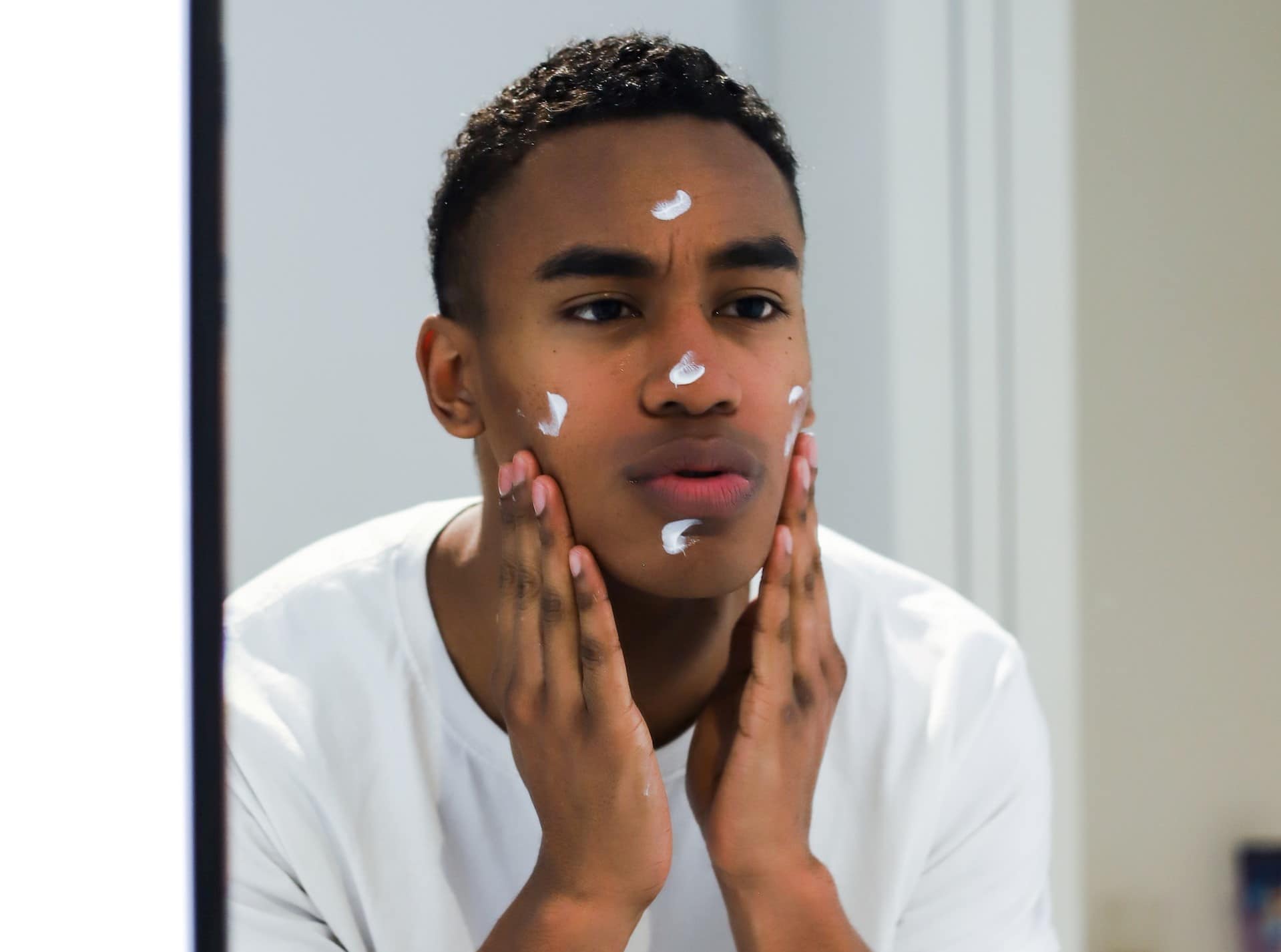 Man s Guide To Taking Care Of His Skin With Body Lotion Bravenetic Man s Guide To Taking Care Of His Skin With Body Lotion Bravenetic